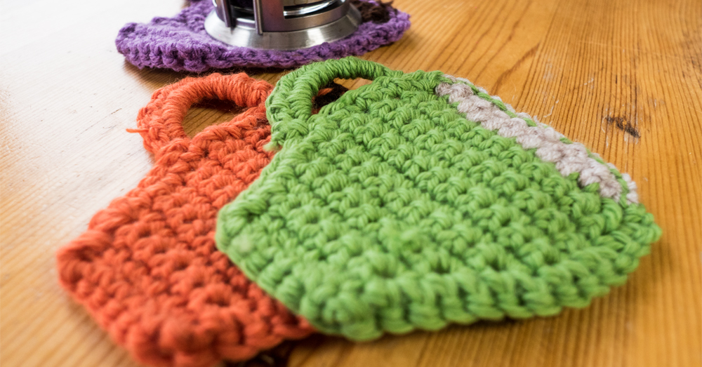 Scrap Yarn Project Coffee Mug Coasters Crafty House scrap-yarn-project-coffee-mug-coasters-crafty-house