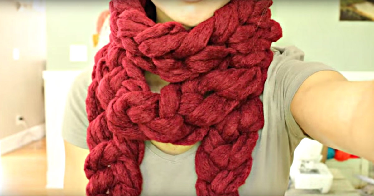 Crochet A Beautiful Chain Scarf In Just 10 Minutes? You Gotta See It To ...
