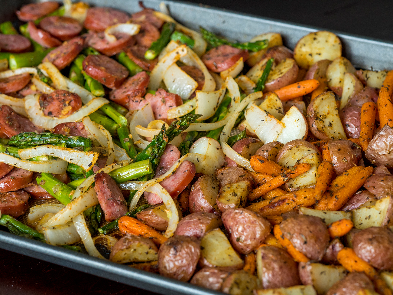 Kielbasa Veggie Sheet Pan Dinner 12 Tomatoes Kielbasa Veggie Sheet Pan Dinner 12 Tomatoes
