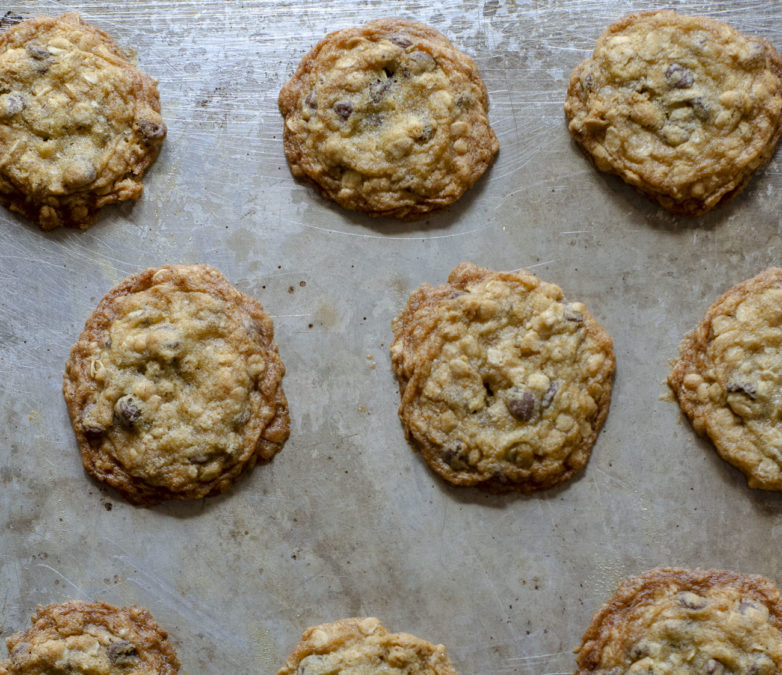 Clinton Family Chocolate Chip Cookies – Live Play Eat