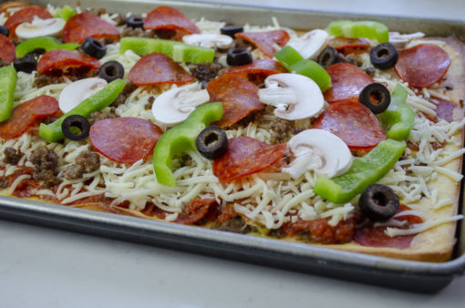 Crazy Crust Pizza – Live Play Eat