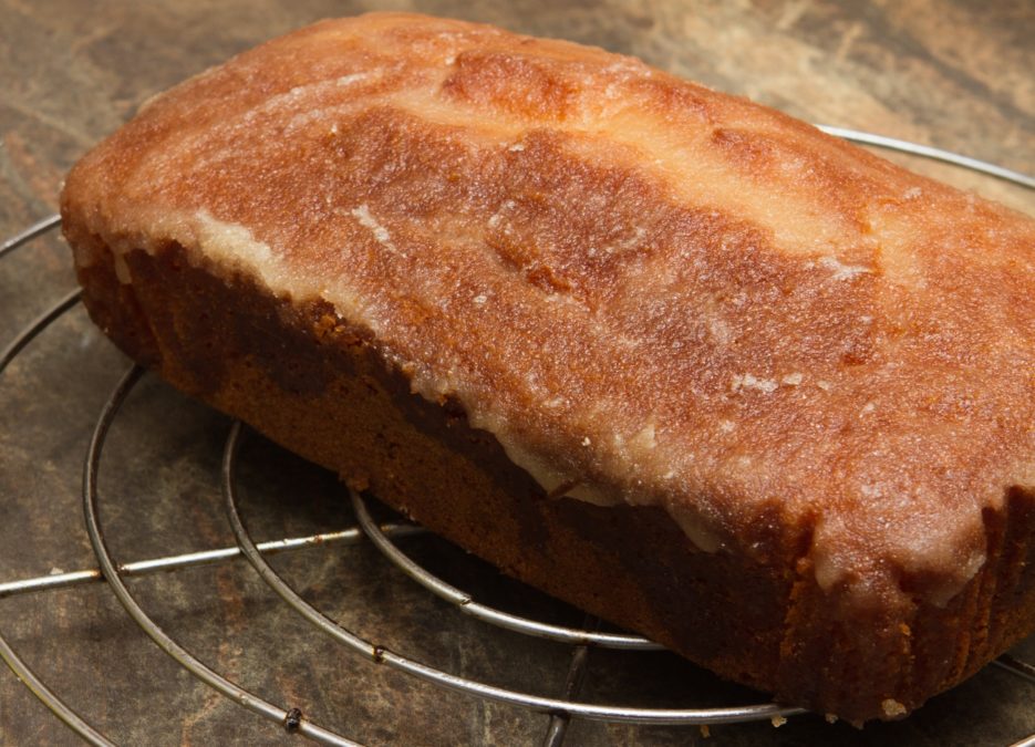 Double Lemon Drizzle Cake – Live Play Eat