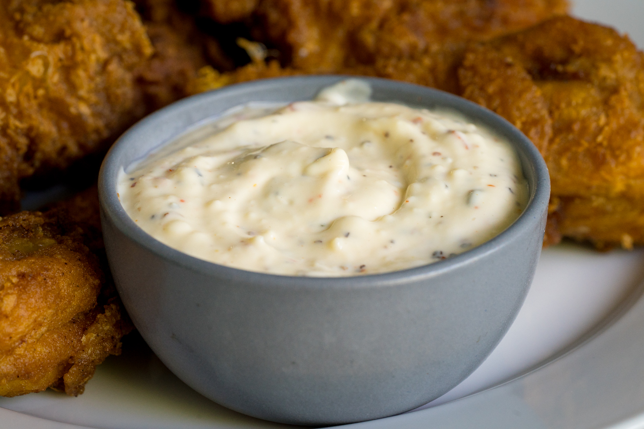 Garlic Parmesan Dip – Live Play Eat