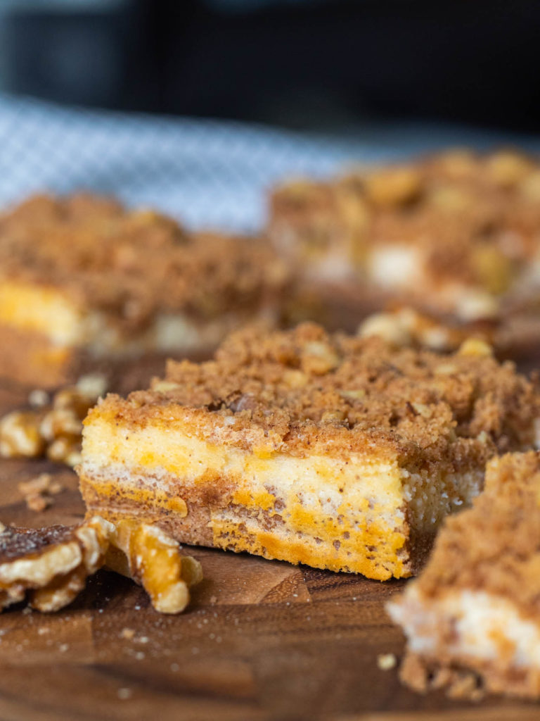 Cream Cheese Crumb Bars – Live Play Eat