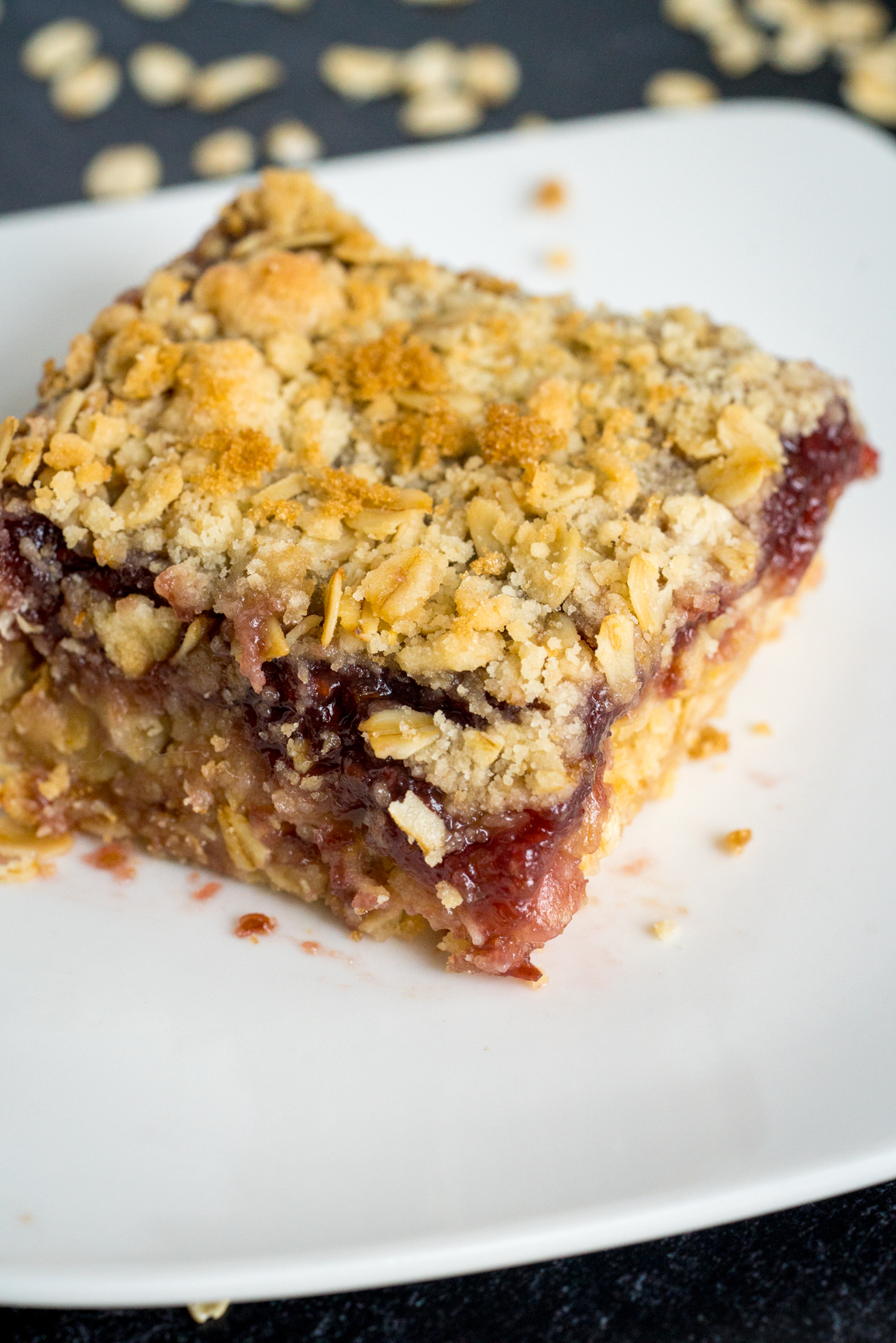 Raspberry Oatmeal Crumble Bars – Live Play Eat