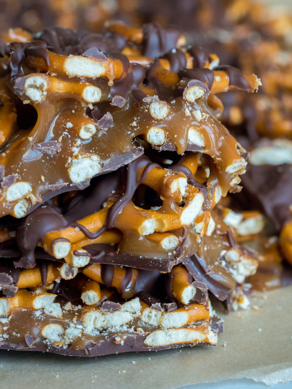 No-Bake Salted Caramel Chocolate Pretzel Bars – Live Play Eat